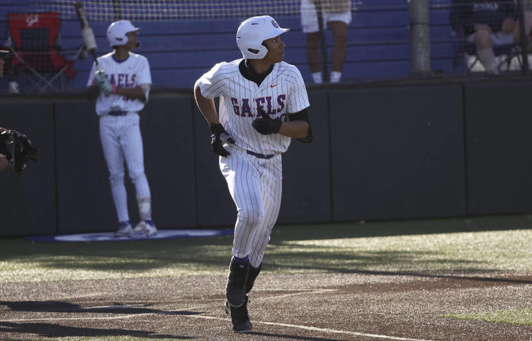 Division I WR helps Bishop Gorman baseball return to state tournament