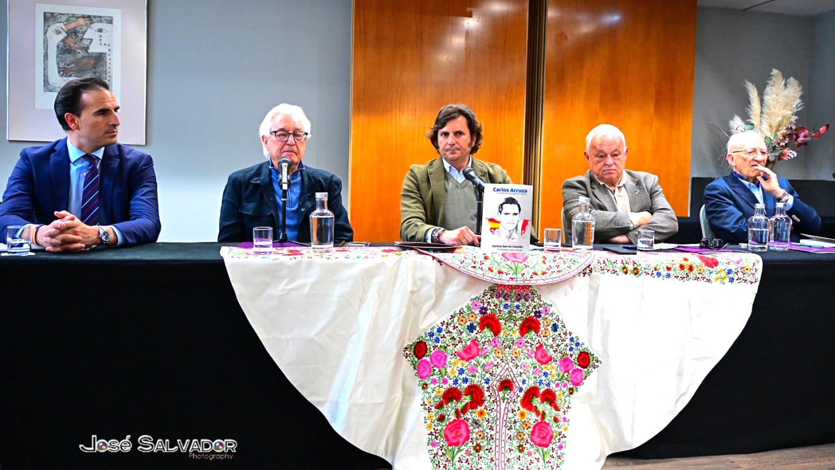 El libro sobre el diestro mexicano Carlos Arruza se presentó en la ...