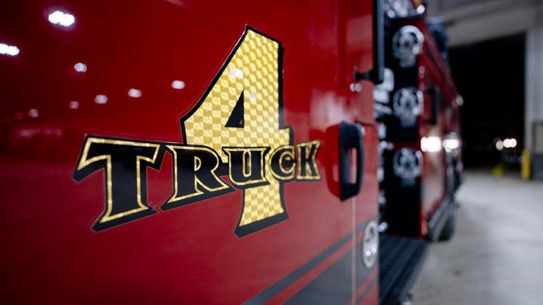 Small fire contained at Dubuque business