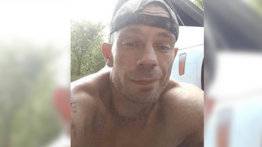 Deputies seek suspect accused of setting fire to Dandridge home