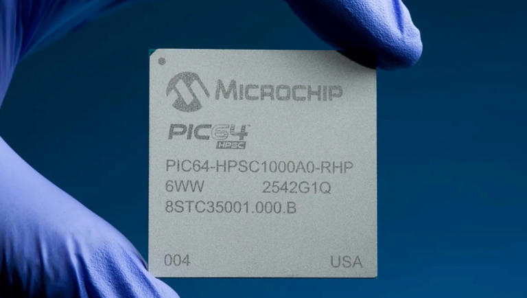 NASA is building a chip 100x more powerful for Moon and Mars trips