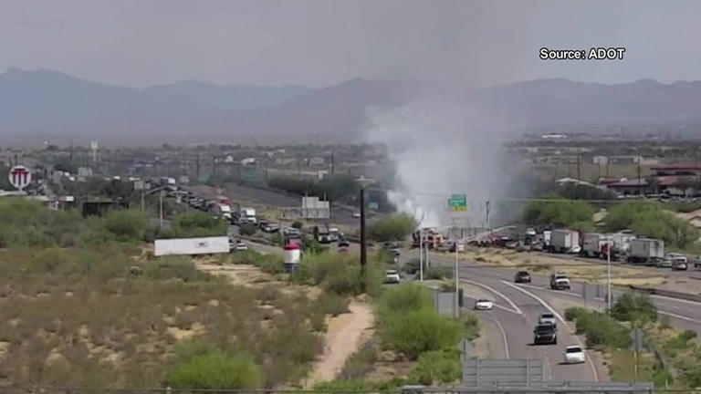 Vehicle fire closes part of Interstate 10 in Tucson