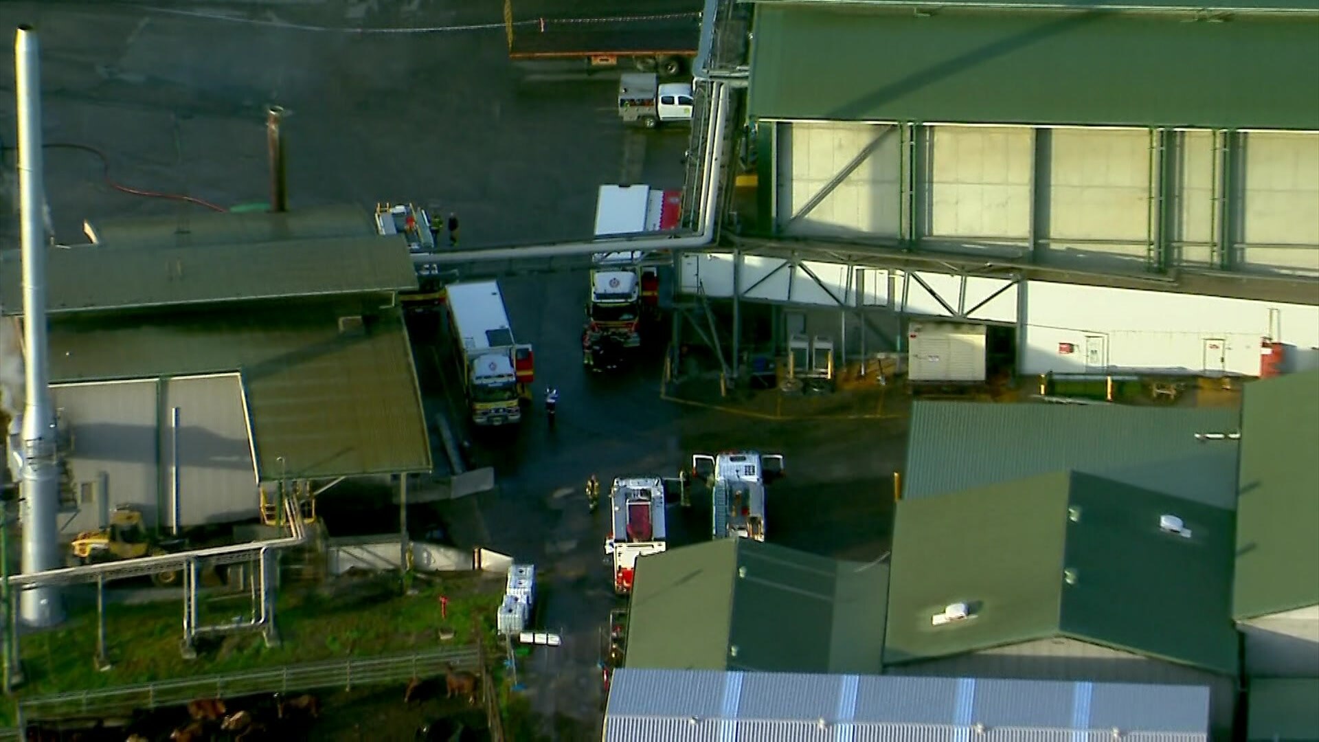 Hundreds evacuated after late-night chemical spill west of Brisbane
