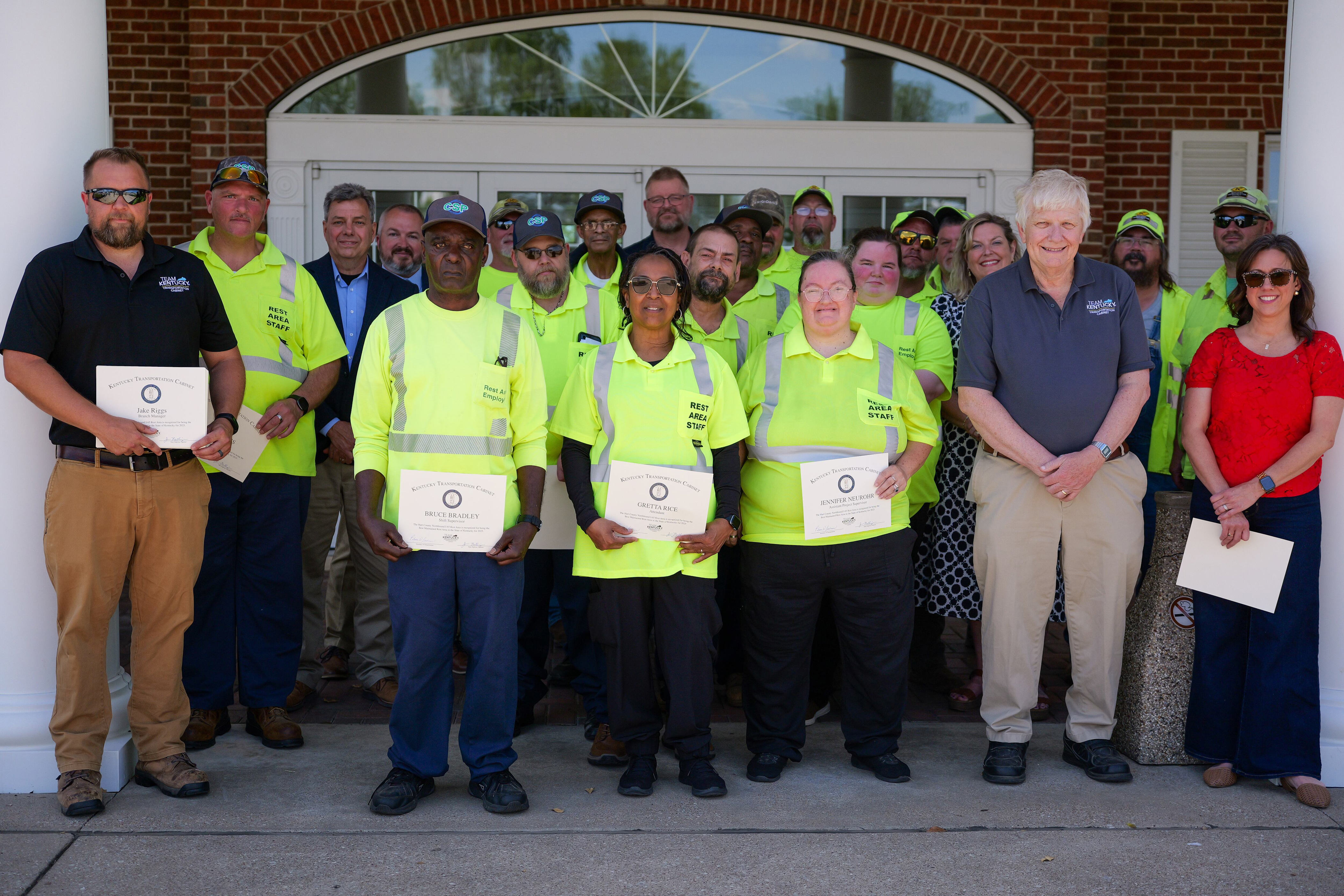 Kentucky’s ‘best maintained’ rest area awarded to Hart County I-65 ...