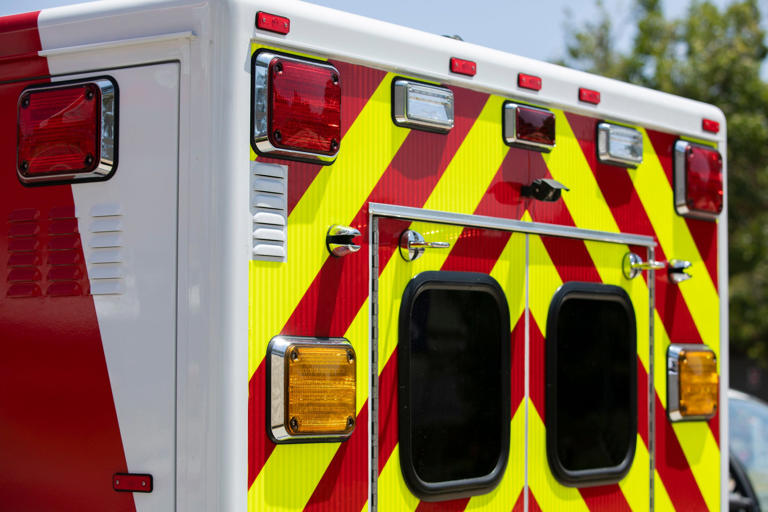 Phoenix police investigate how man ended up on I-10, was struck