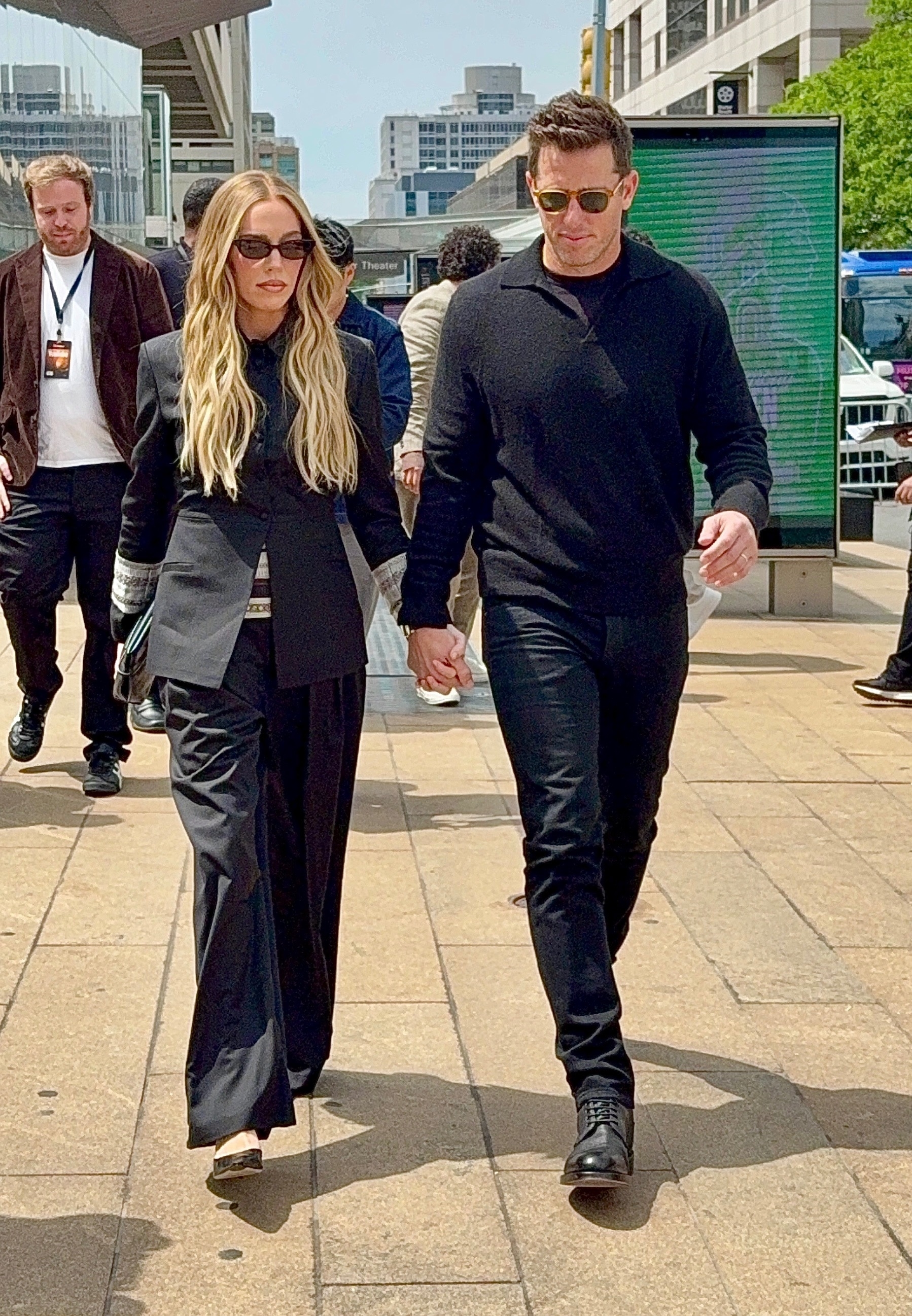 Alex Cooper, Matt Kaplan walk red carpet together amid rumors of ...