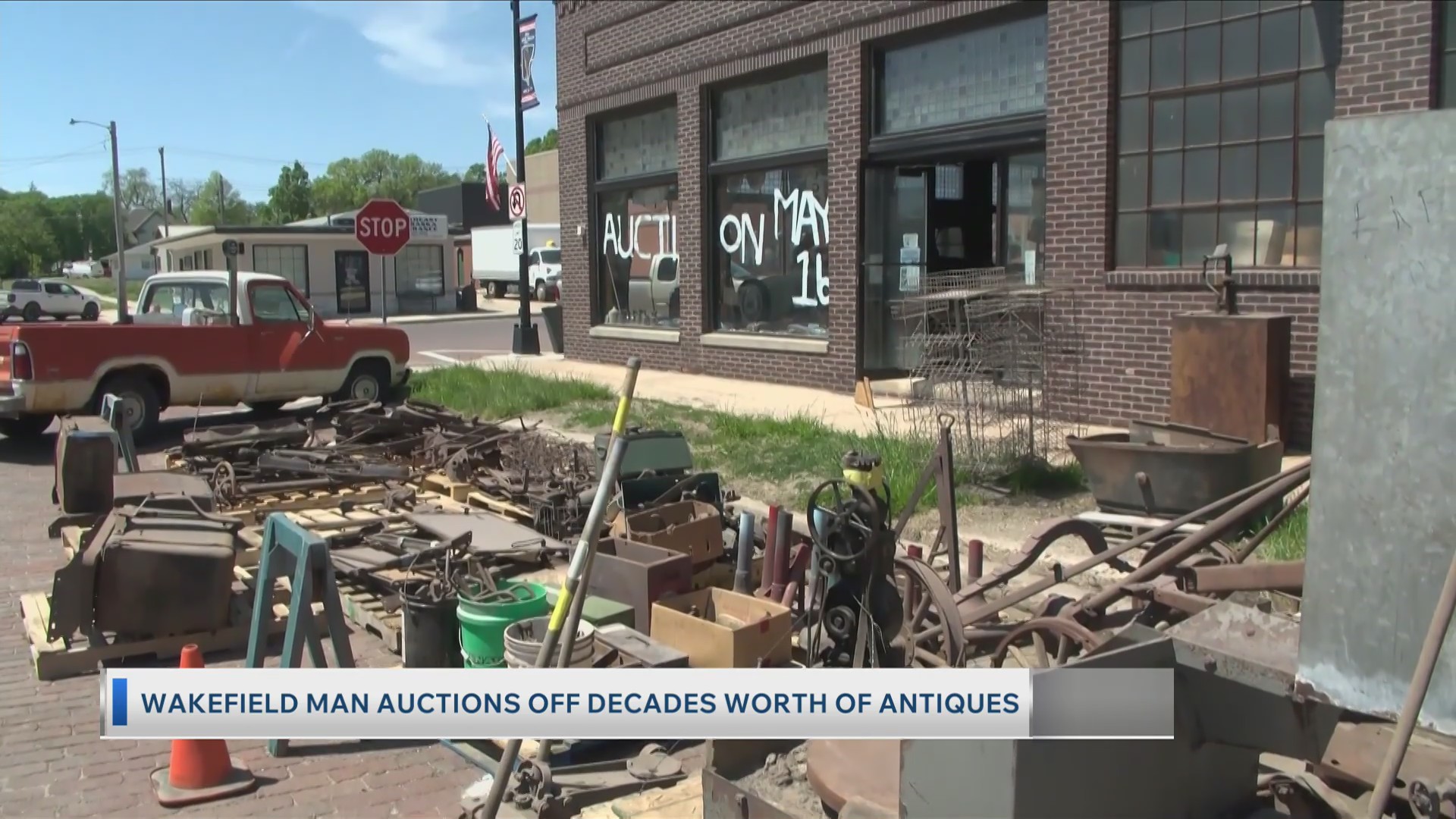 Wakefield man auctions off decades worth of antiques