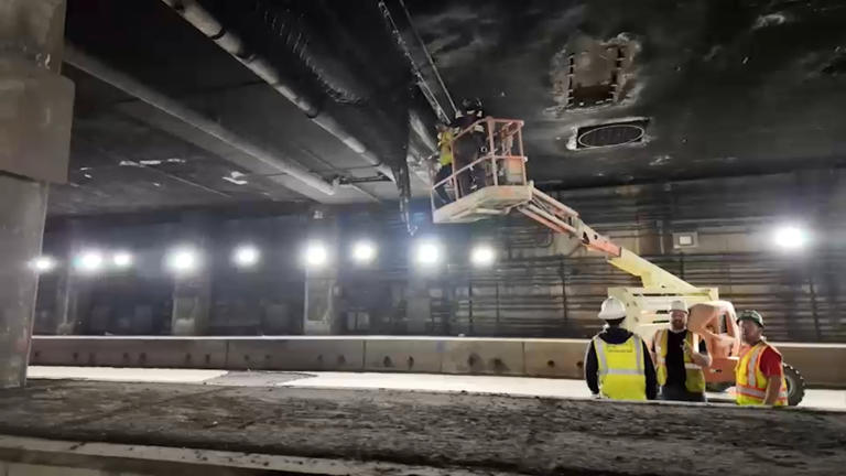 Debris falls onto car near George Washington Bridge; 1 hurt in ...