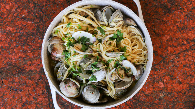 Linguine and clams
