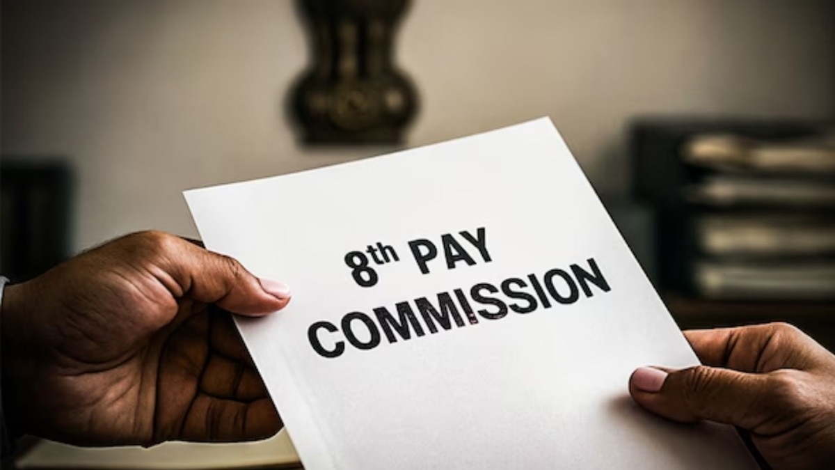 8th Pay Commission update: Employee body pushes for 50% guaranteed ...