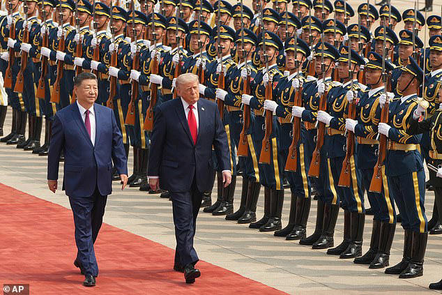 Trump's hidden five-tap code in handshake with Xi