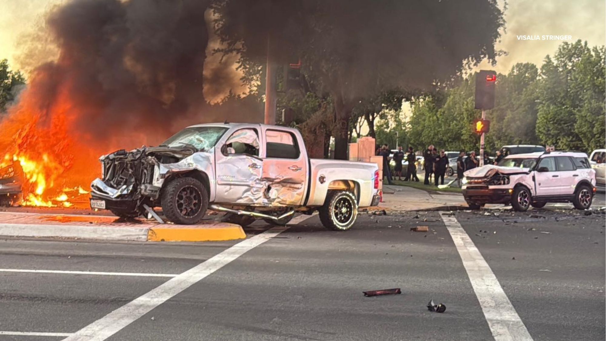 1 person killed in fiery multi-car crash in Visalia, police say