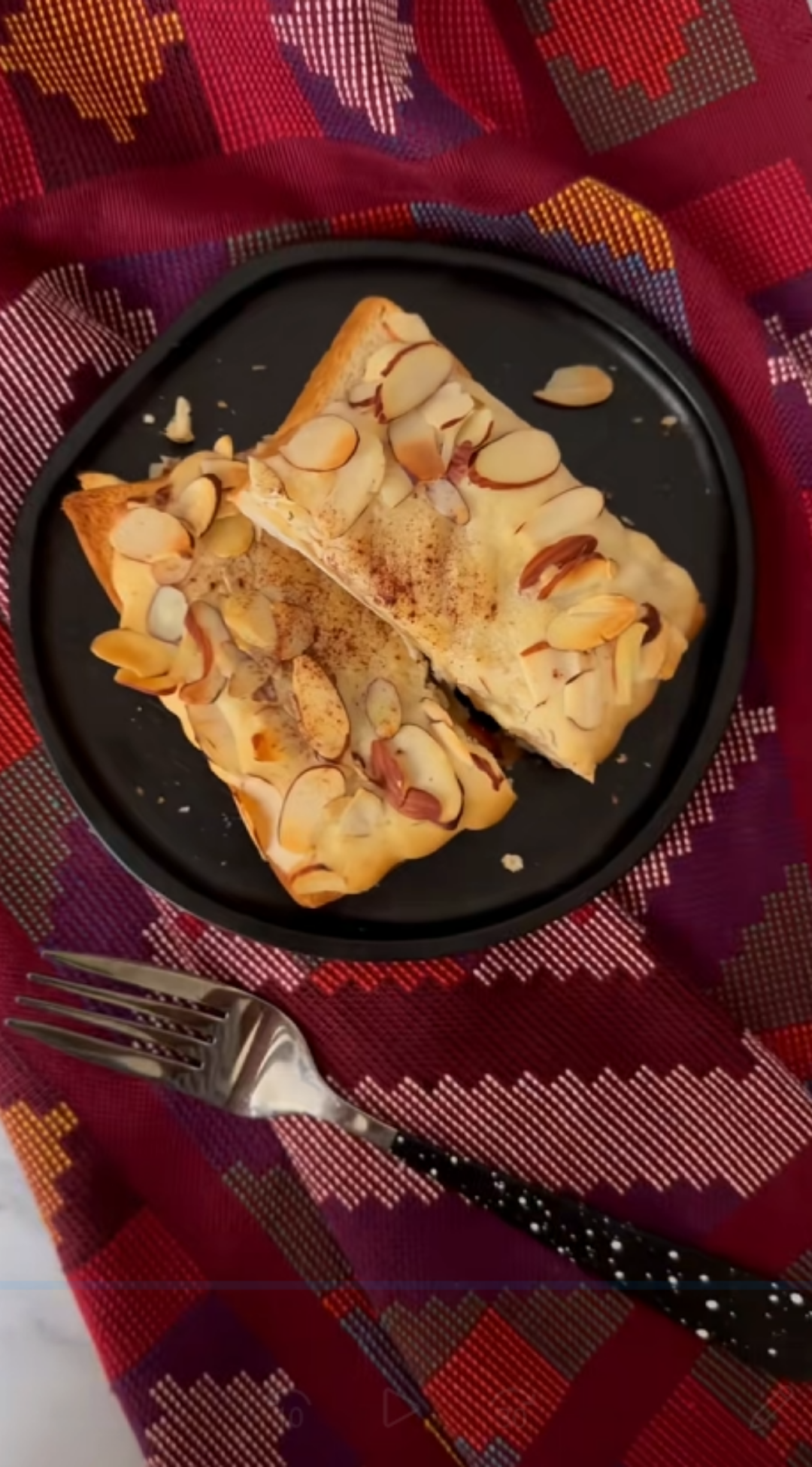 This almond croissant toast recipe looks absolutely irresistible