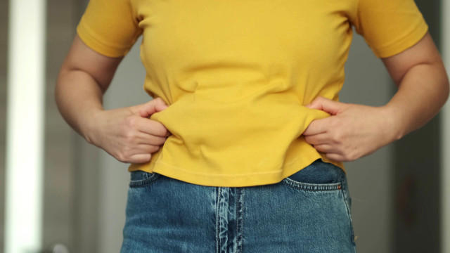 Quer diminuir a gordura visceral? Especialistas recomendam este exercício