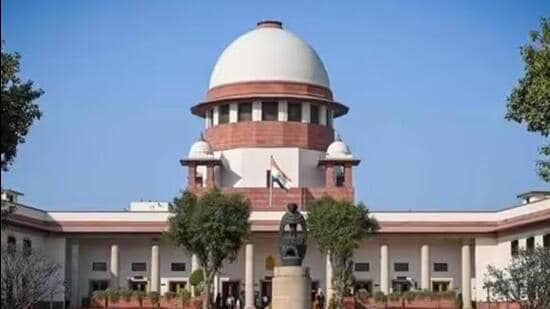 ‘We all come empty-handed’: SC appeals for compromise in Sunjay Kapur ...