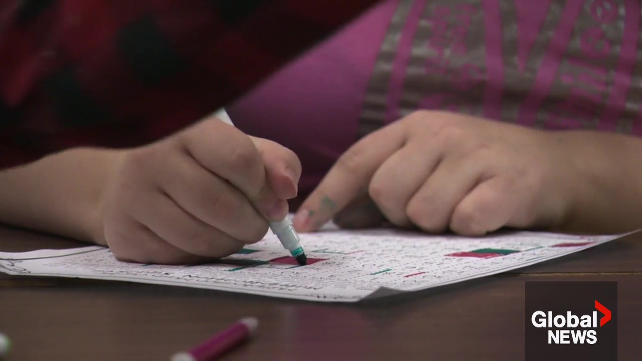 Alberta government hiring 1,400 more teachers to address class sizes