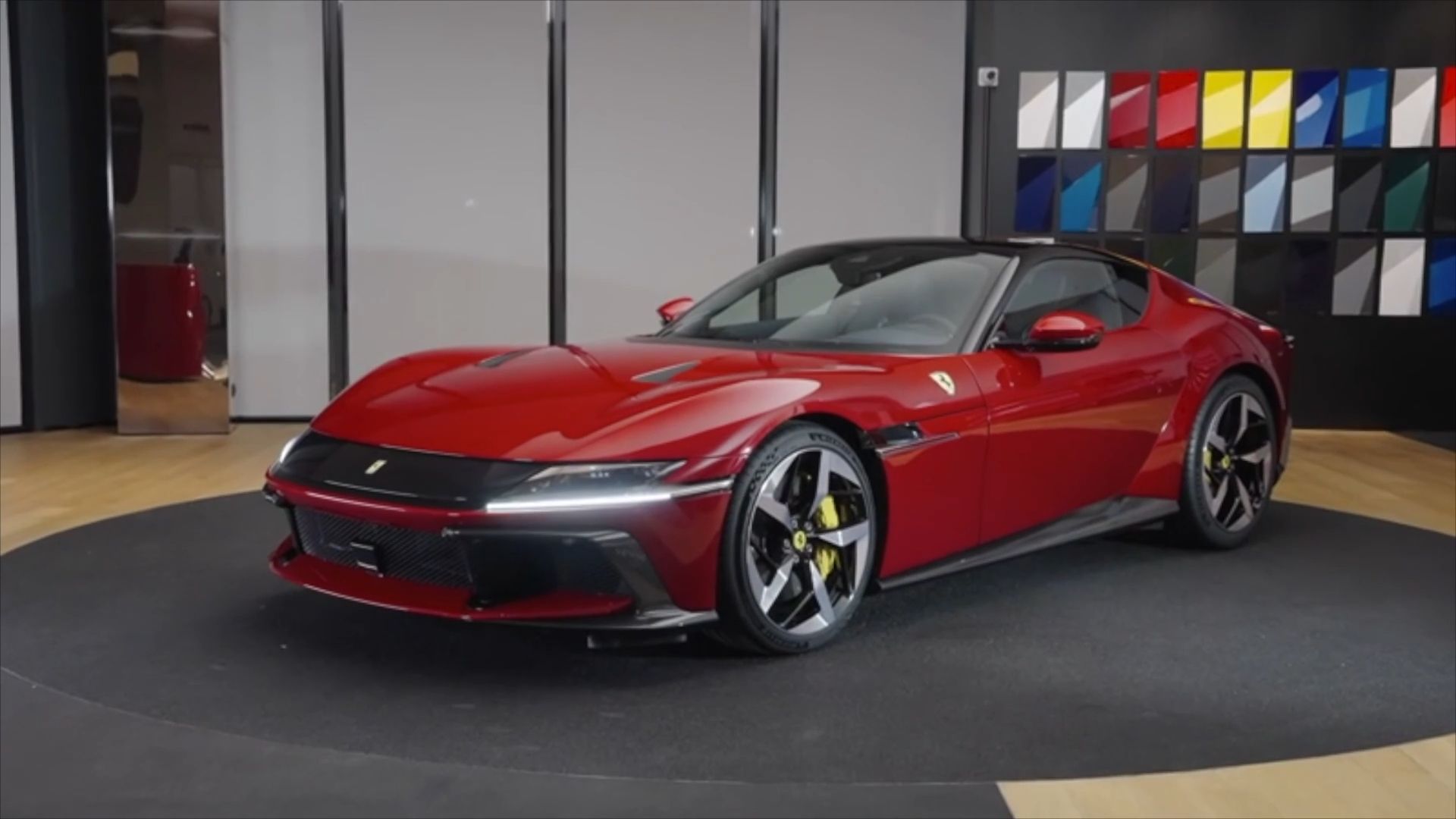 Ferrari 12Cilindri - Fahrzeugdynamik und Fahrgestell