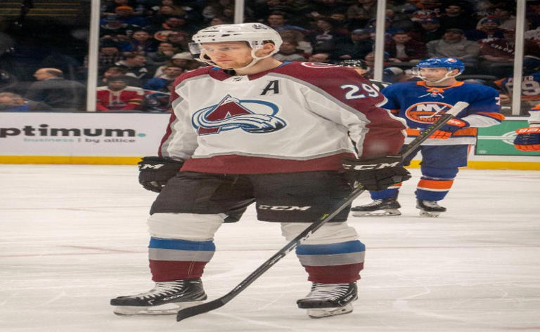 Avalanche face major injury scare as Nathan MacKinnon leaves Wild game ...