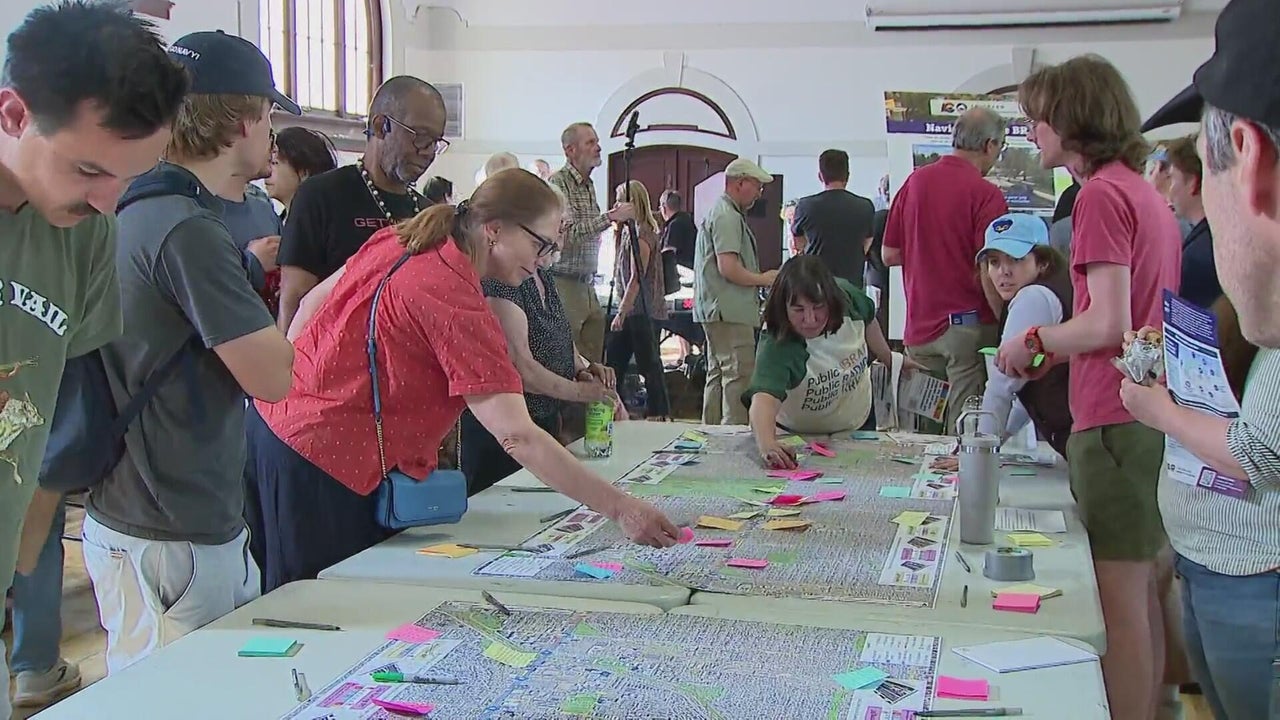 Residents attend community meeting to discuss BRT plan on Colorado ...