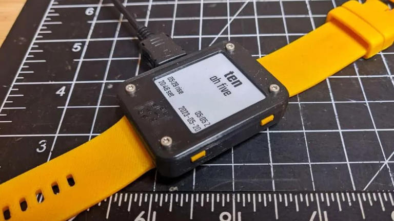 This E Ink watch offers 400 days of battery life — and some big compromises