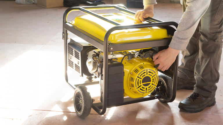 What's the average lifespan of a generator engine?