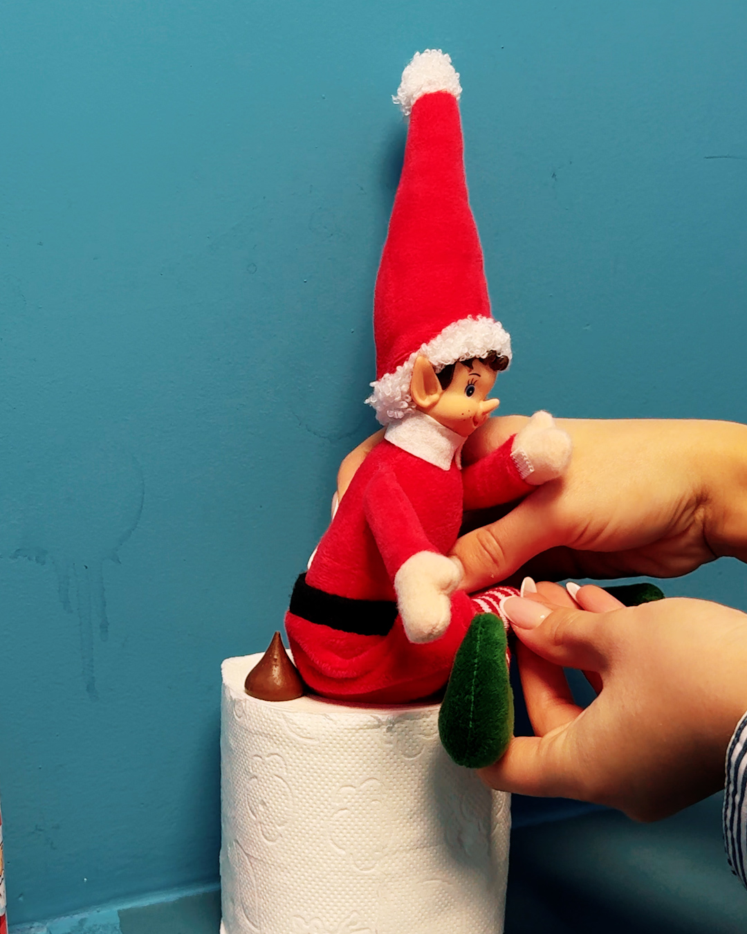 Take your Elf on the Shelf game to the next level 🎄
