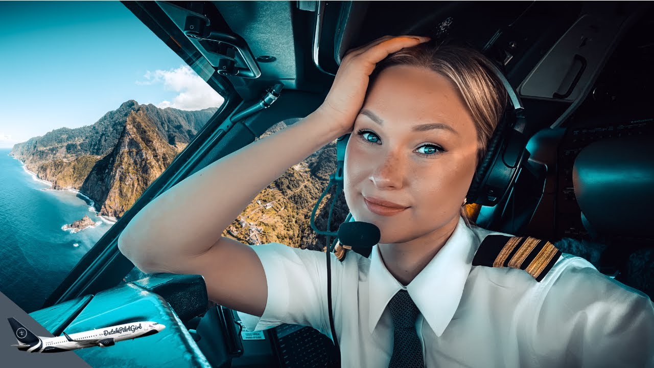 Boeing 737 challenging landing Madeira Funchal Airport R05 | Cockpit ...