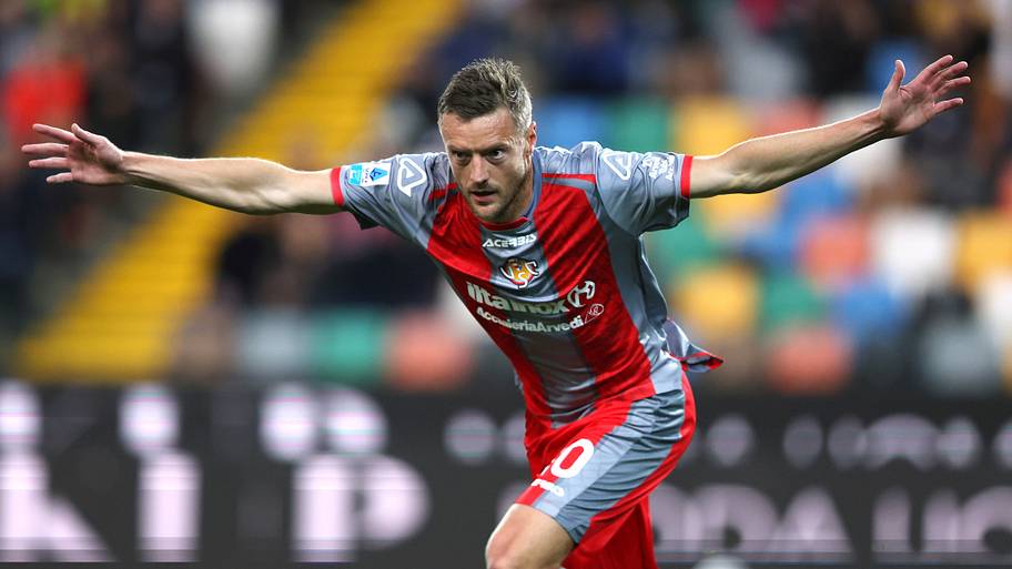 Jamie Vardy stuck in relegation battle despite Leicester-like ...