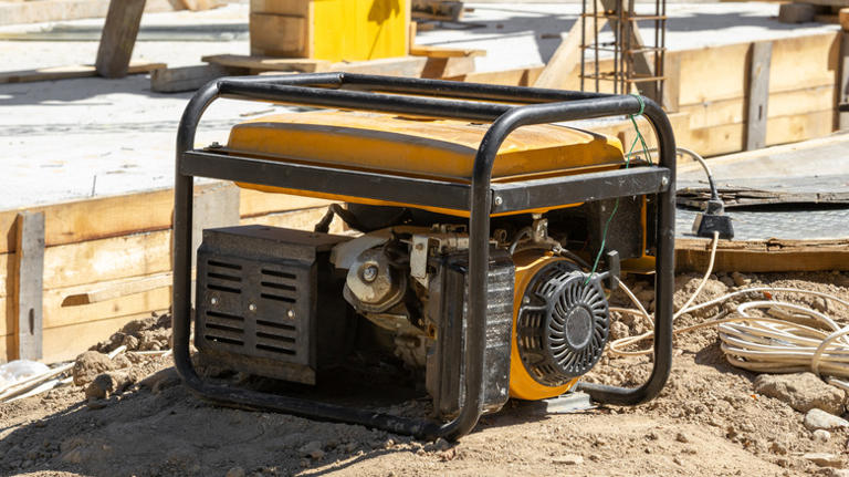 What's the average lifespan of a generator engine?