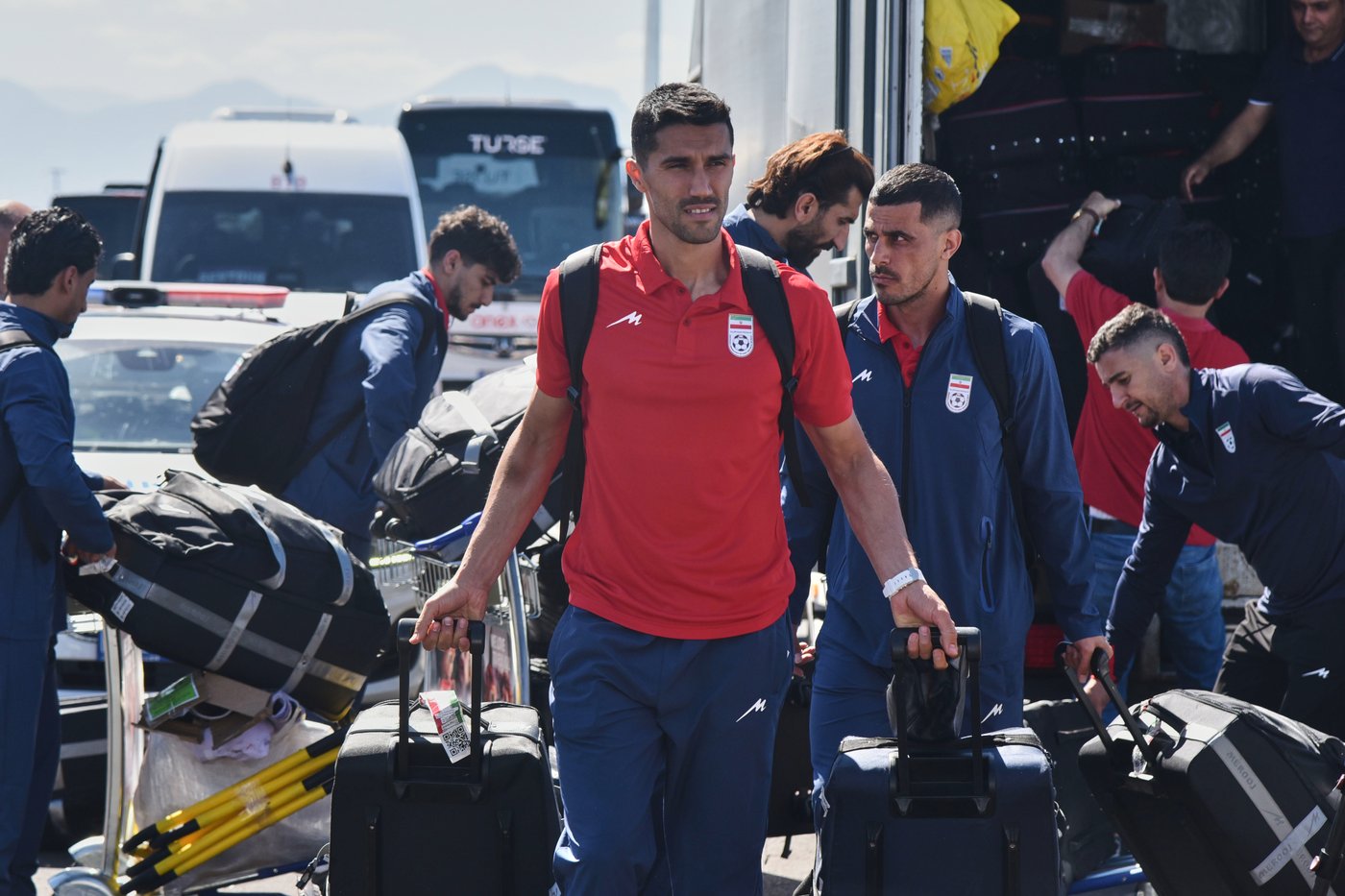 Iran soccer's excluded star Azmoun posts support for players ahead of ...