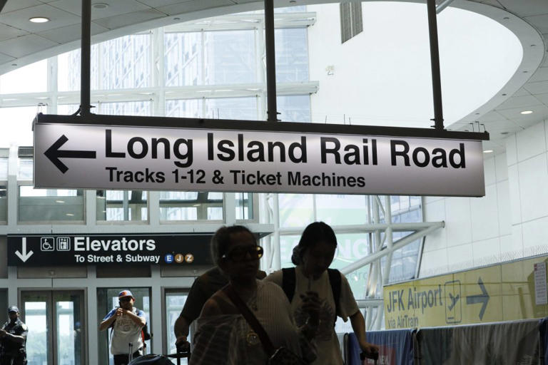 LIRR trains back in motion as unions and MTA reach tentative deal