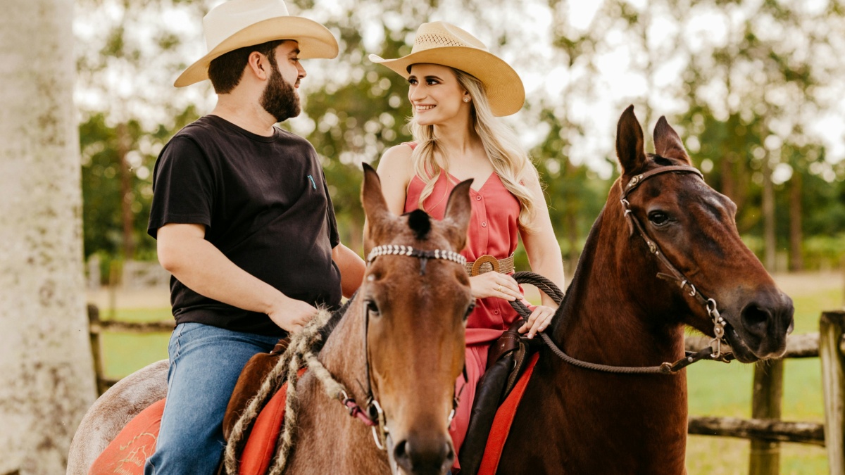 Most stable marriages usually avoid certain daily behaviors, according ...