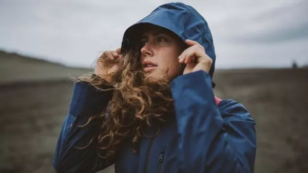Del outdoor a la ciudad: La tendencia en moda que dominará el invierno 2026