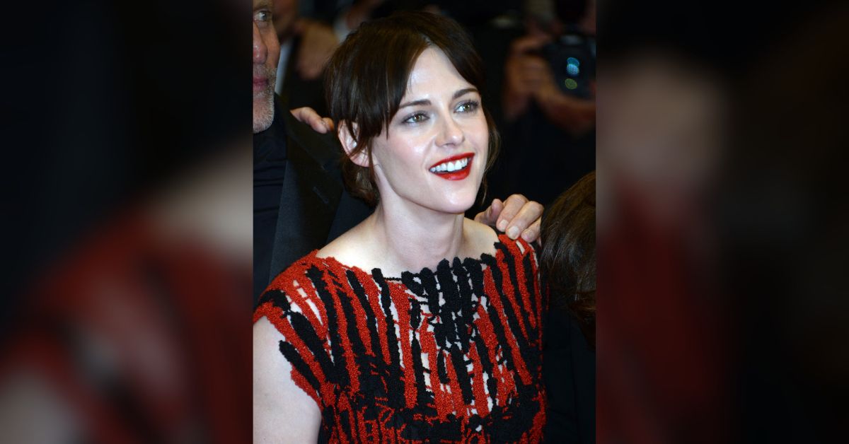 Kristen Stewart admits puking in front of costar Woody Harrelson in new ...
