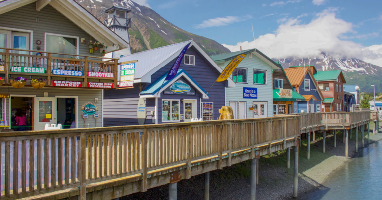 The ultimate Alaska summer bucket list for outdoor lovers