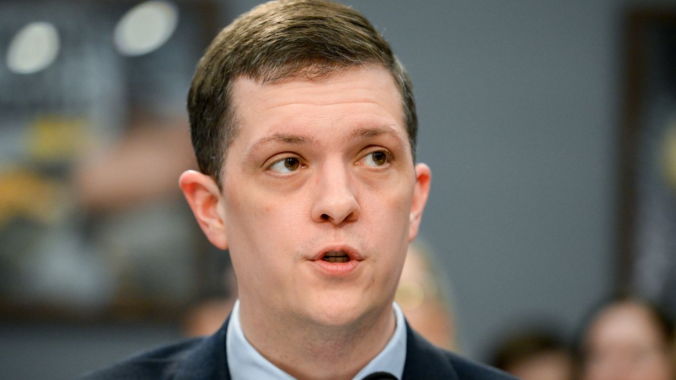 Senator requests urgent classified briefing on CISA's internal ...