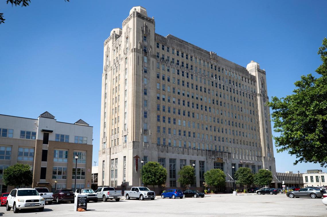 Steaks, seafood on menu for new downtown Fort Worth restaurant. Here's ...