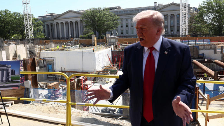 Trump admits everyone is telling him how unpopular his war is