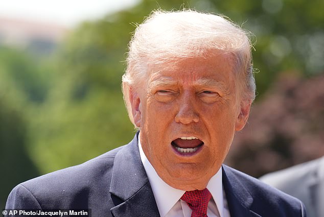 Trump's top Senate Republican turns on president as GOP revolt erupts ...