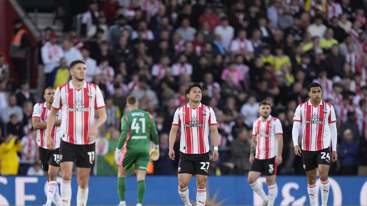 Why are Southampton expelled from the EFL Championship playoff?