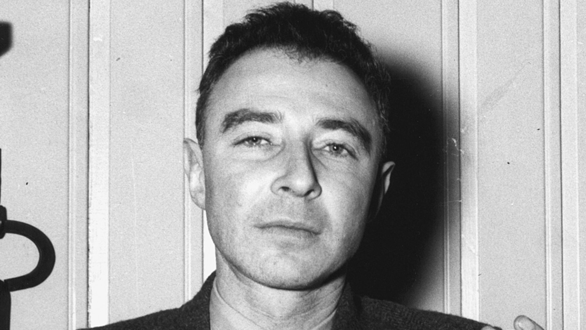 20 famous leaders who secretly hated being around people