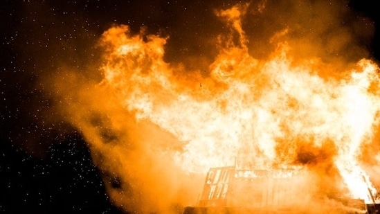 Bain fire map and evacuation updates: Brush fire near Jurupa Valley in ...