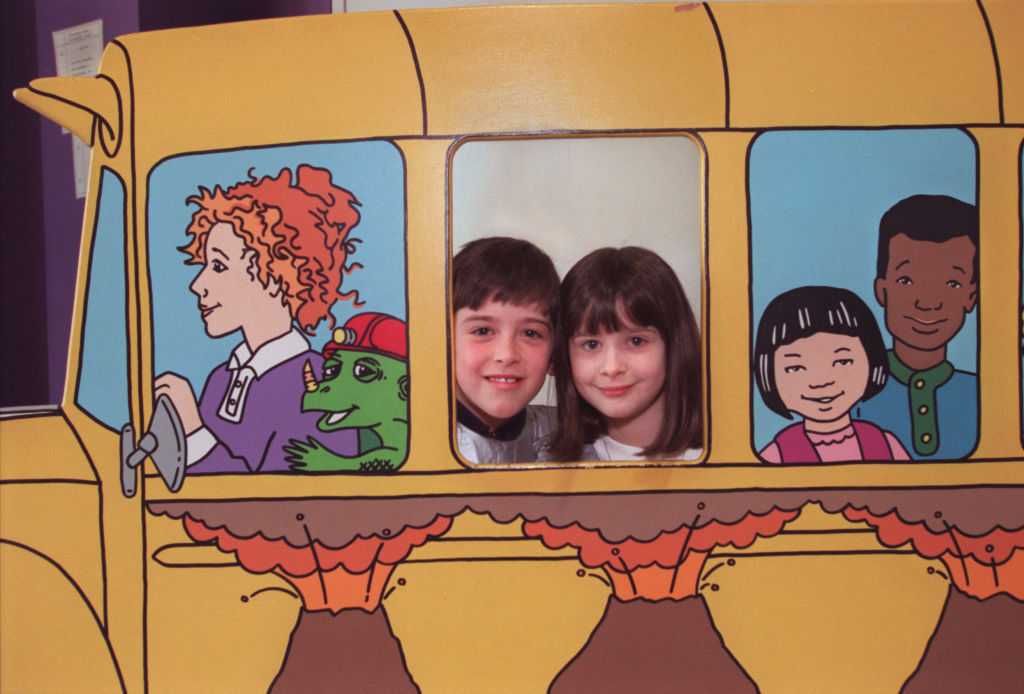 Lincoln music venue gets a visit from Ms. Frizzle and the kids in new ...