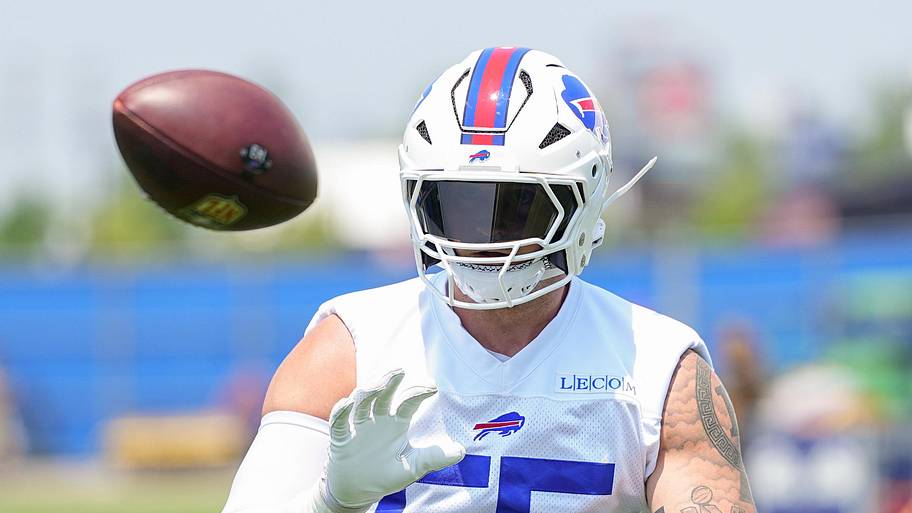Bills star pass rusher Michael Hoecht displays noticeable progress in ...