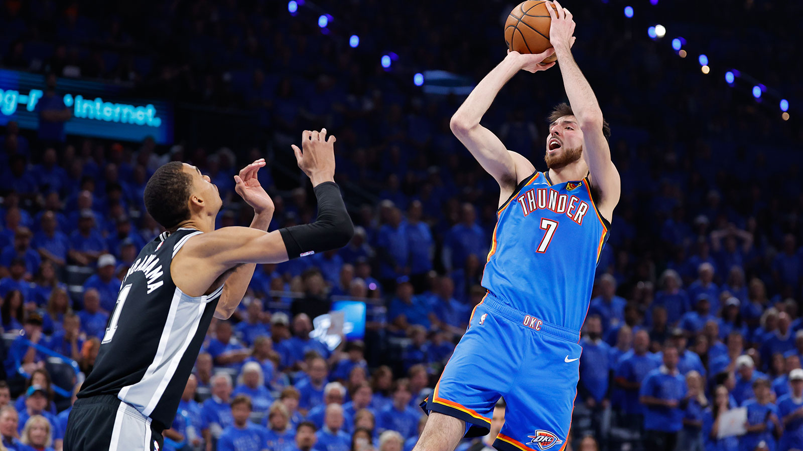 DeMarcus Cousins dumps all over Thunder’s Chet Holmgren for 'tucking ...