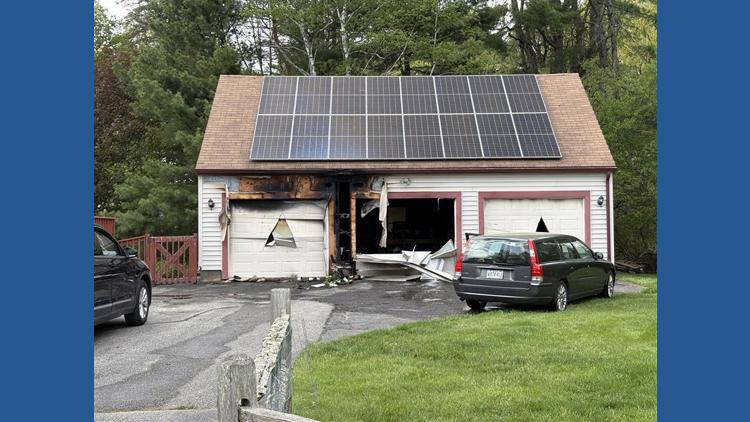 Officials believe garage fire in Scarborough to be accidental