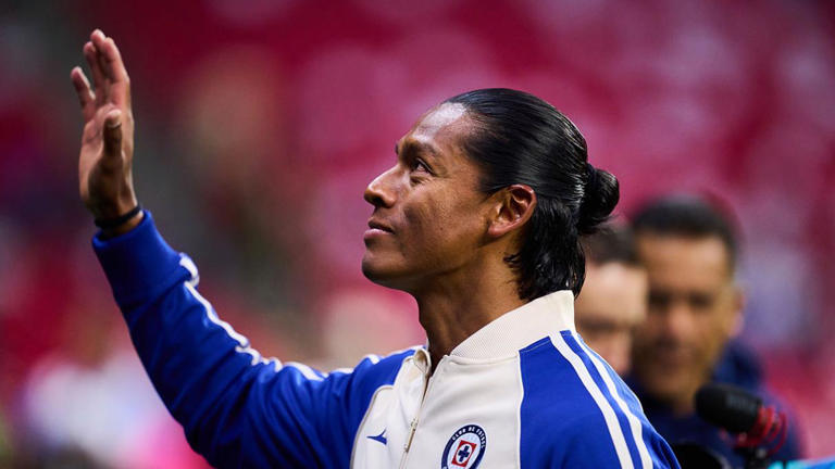 Histórico de Cruz Azul no le veía pinta de técnico a Joel Huiqui