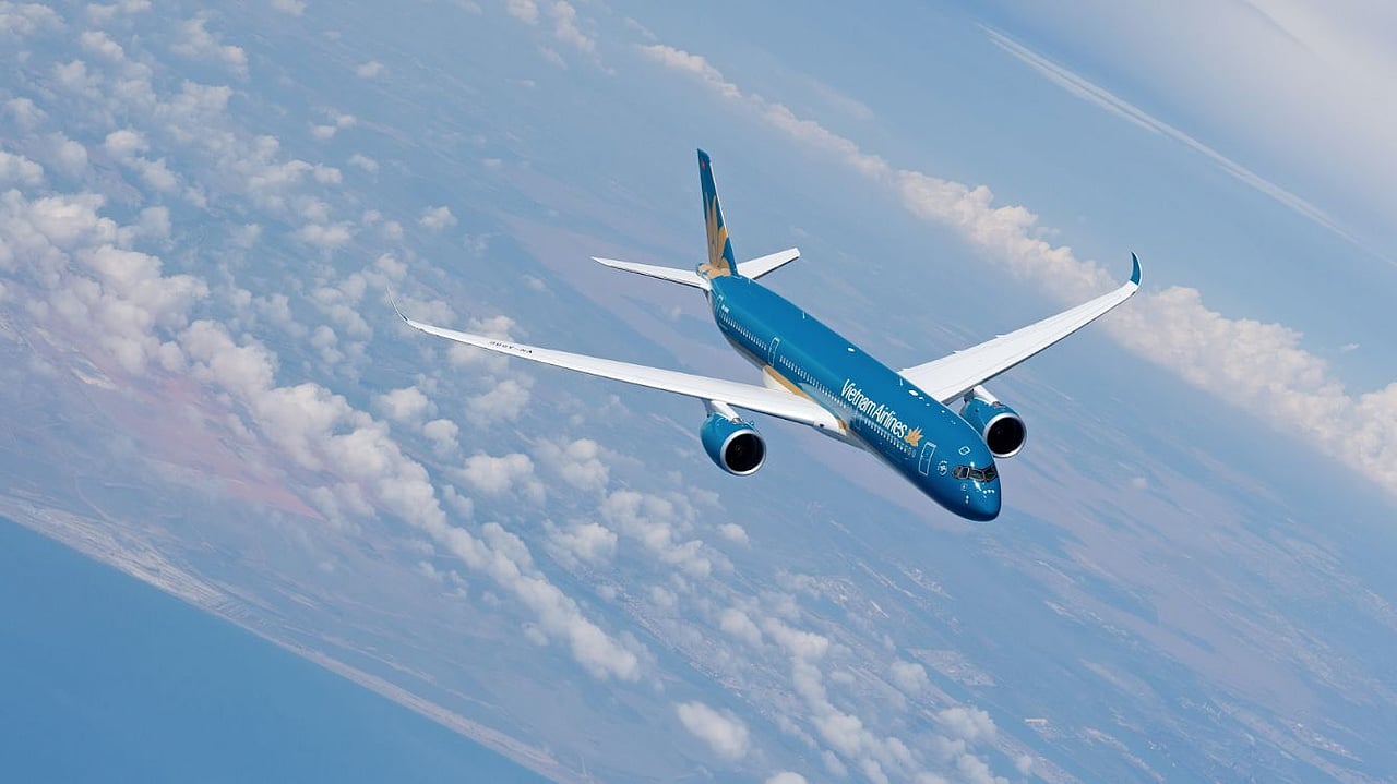 Indian flyers call out Vietnam Airlines for racism, discrimination