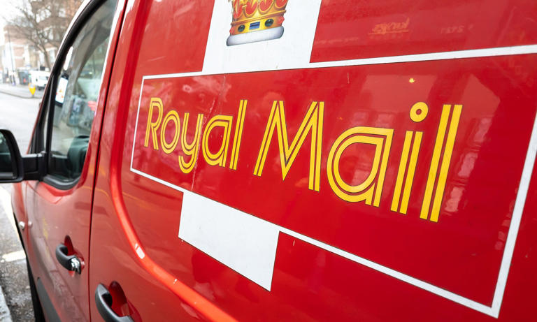 Two Royal Mail workers stole £750,000 from packages and sent dirty cash ...