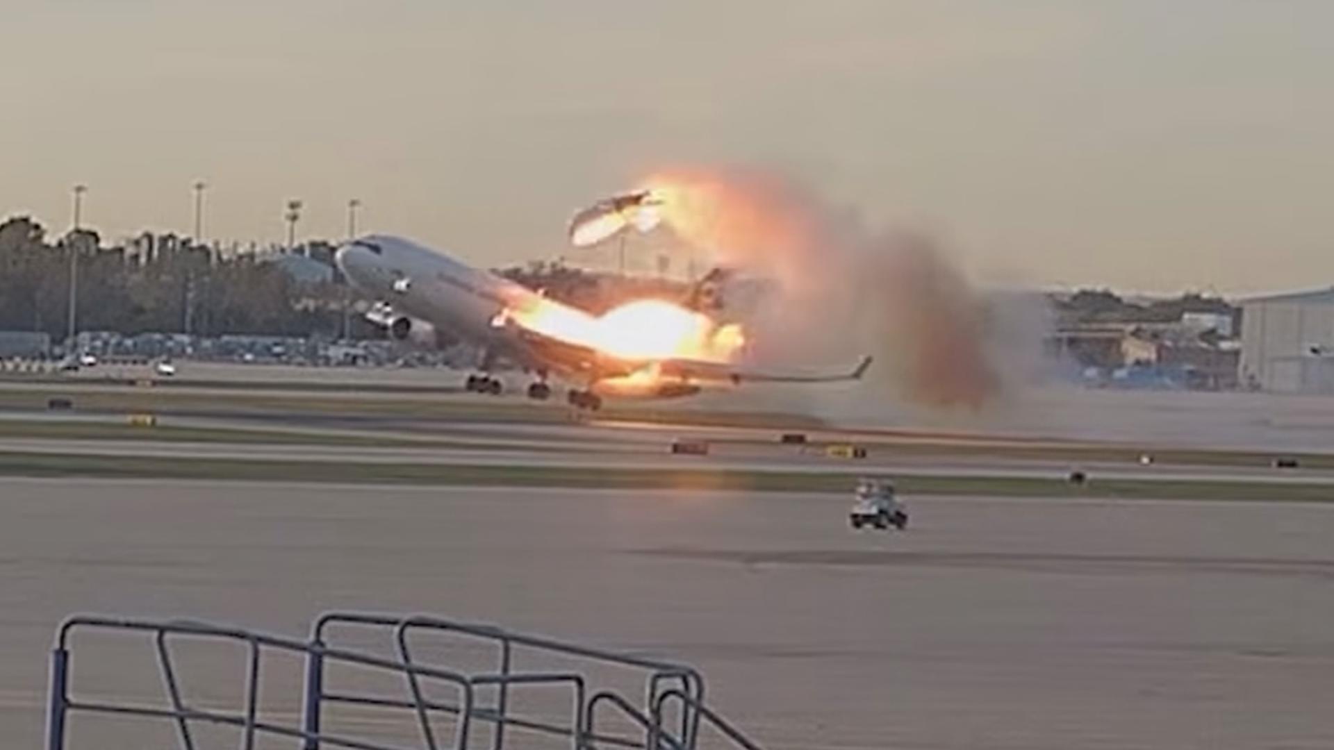 Video shows engine fall off UPS plane before fatal crash in Louisville